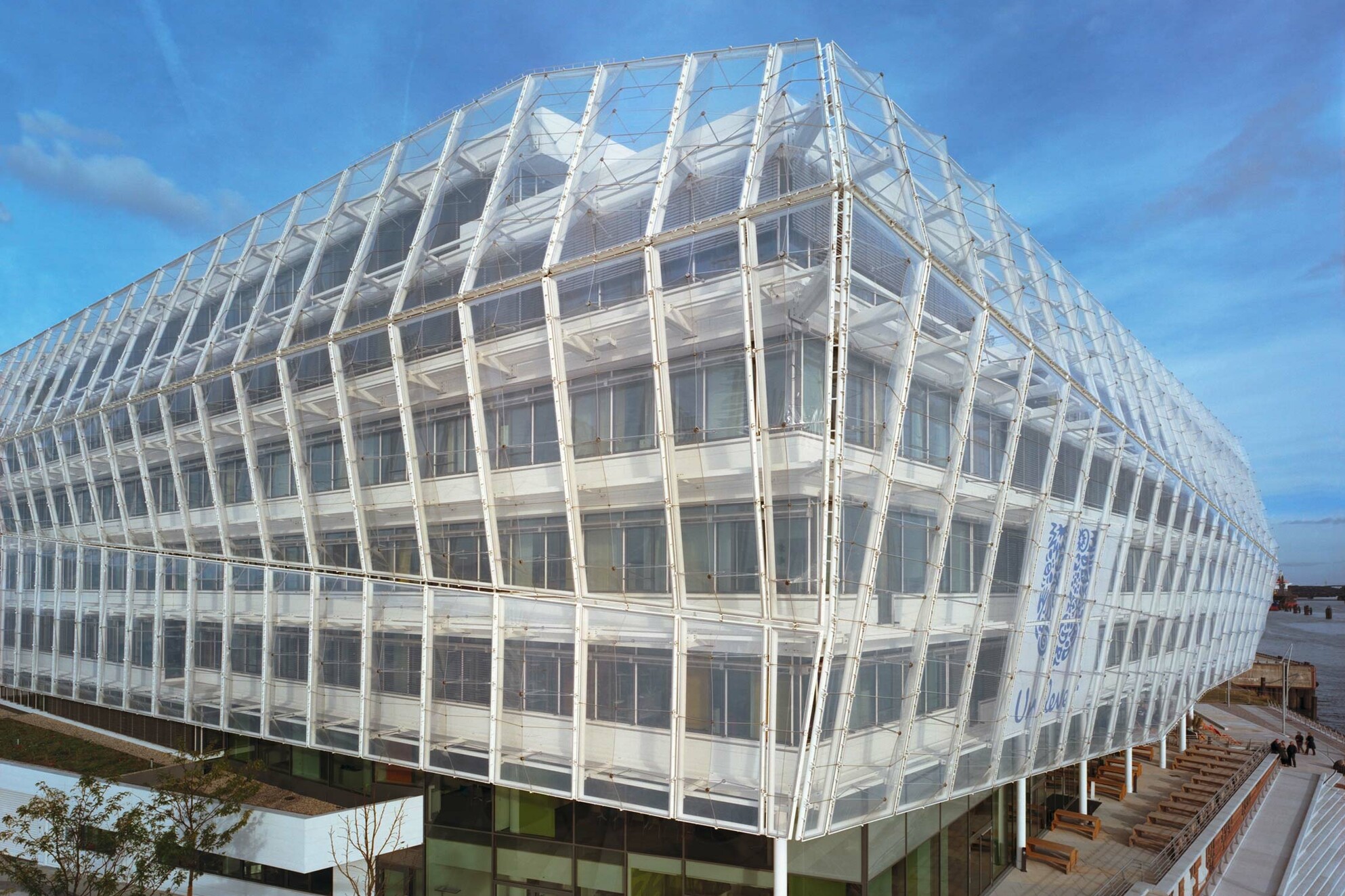 TEXLON®-System, Unilever by Vector Foiltec | STYLEPARK