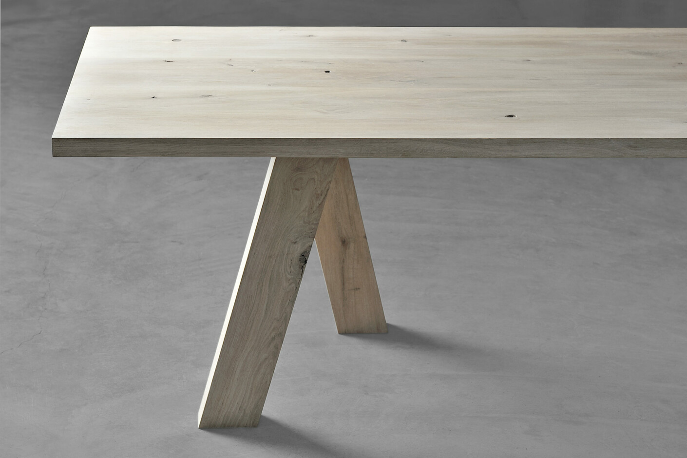Go table by vitamin design | STYLEPARK