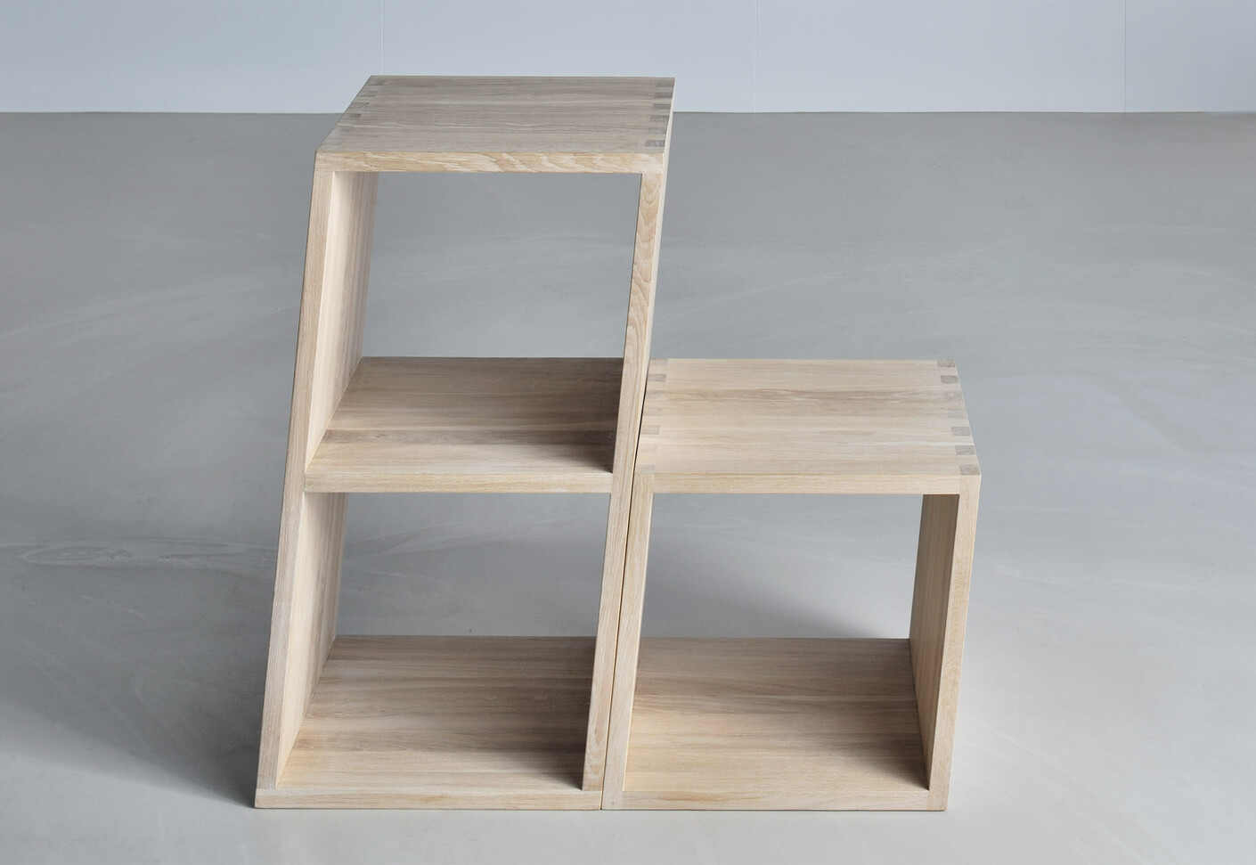 Pisa Regalmodule by vitamin design | STYLEPARK