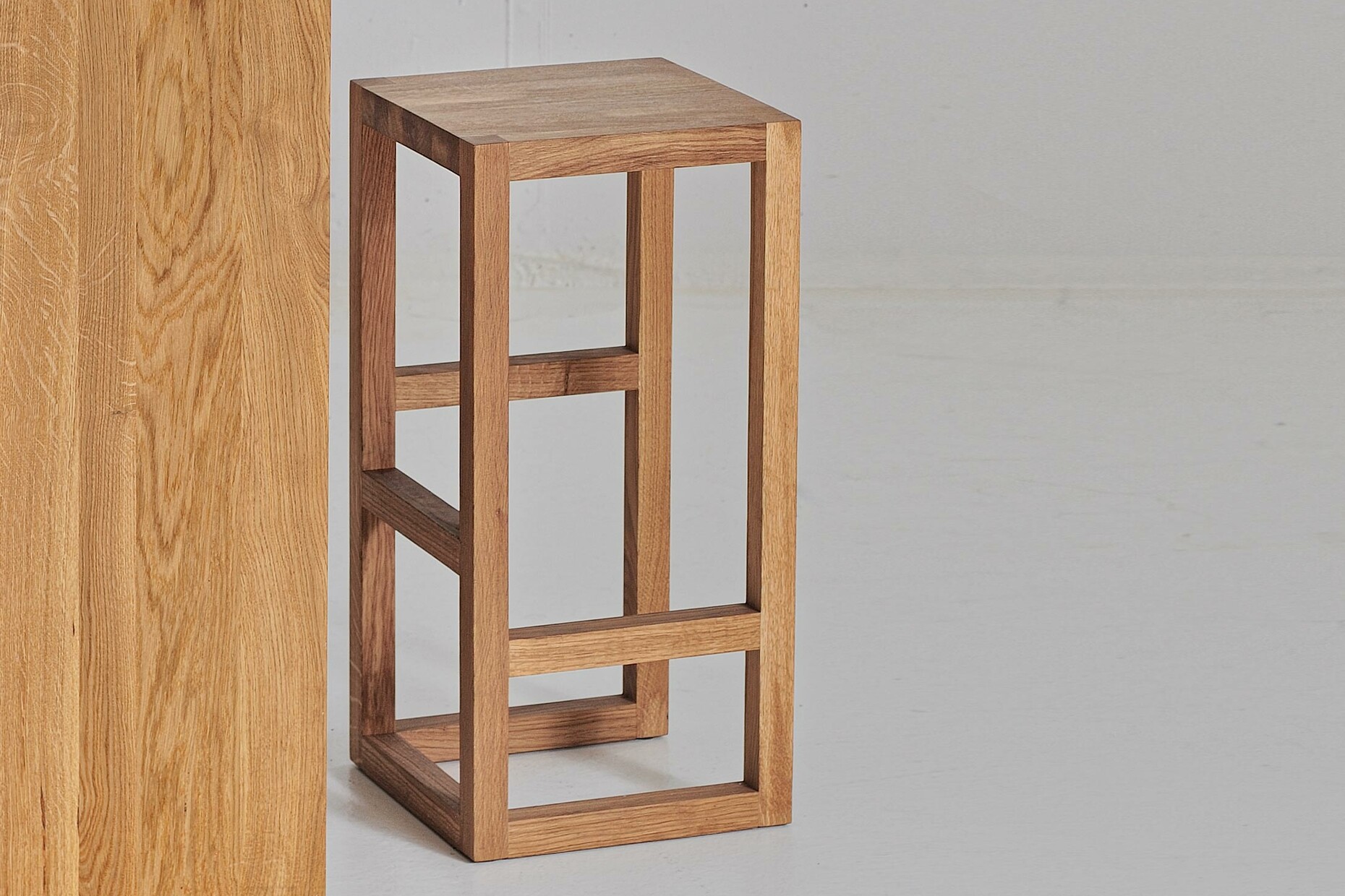 Step bar stool by vitamin design | STYLEPARK