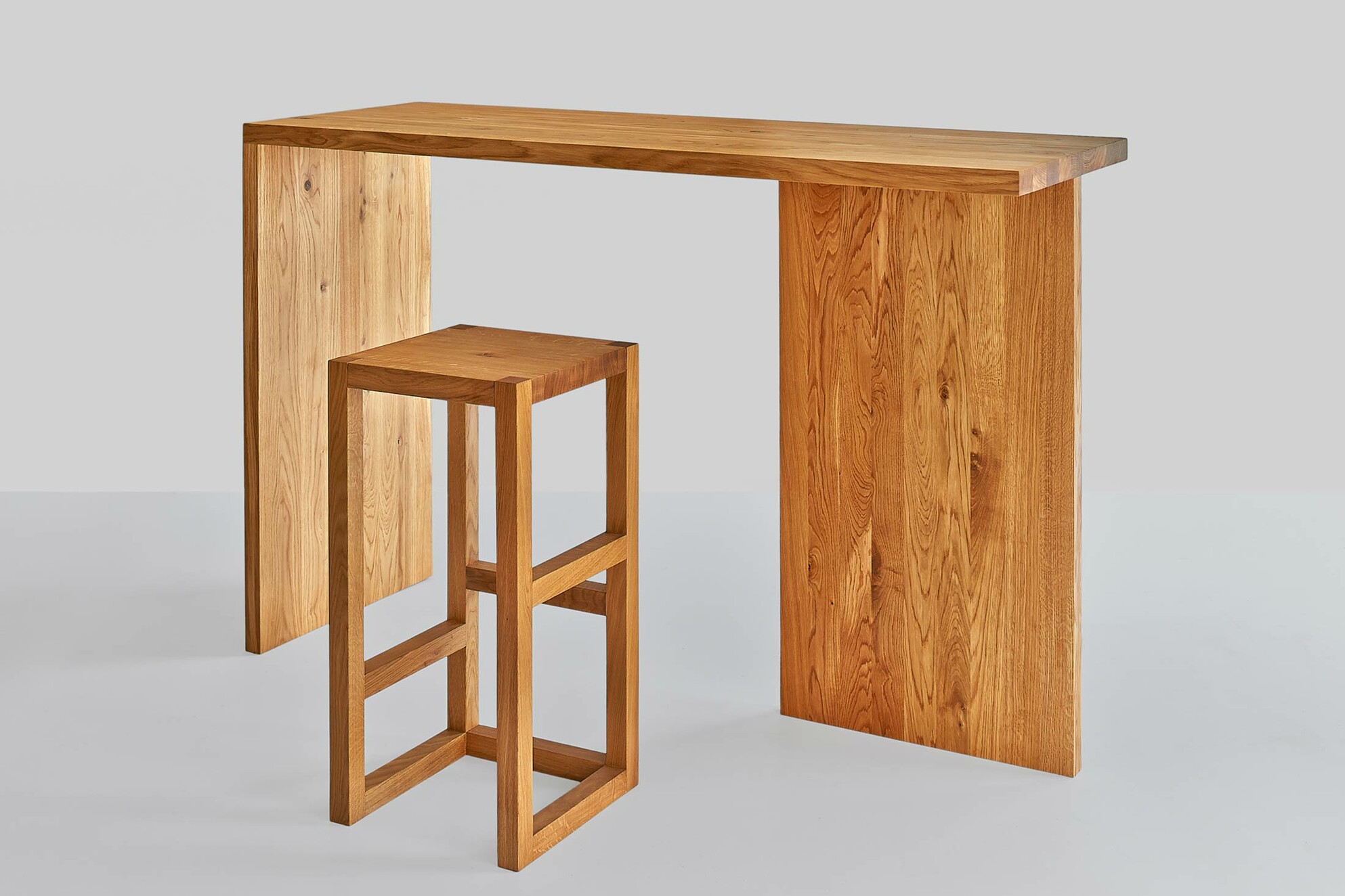 Step bar stool by vitamin design | STYLEPARK